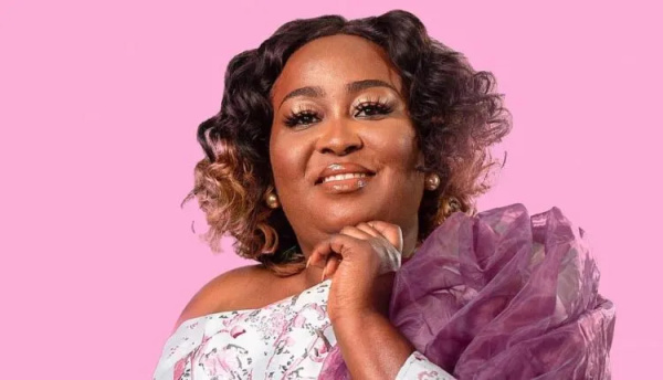 Mimi: "If others showcase possessions, I can share my child too."