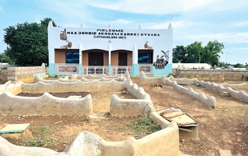 Lawra Chief’s Palace - Seat of traditional authority, tourism destination