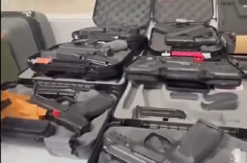 Individuals refusing to surrender unlicensed guns will be treated as ...